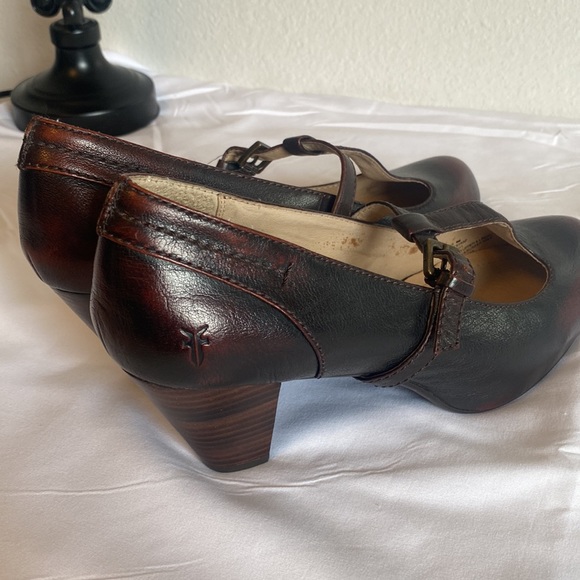 Frye | Shoes | Frye Miranda Tstrap Heel Authentic Leather Us Size 9 M ...